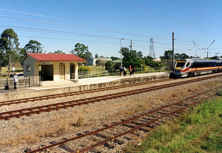 The Tilt Train – Australia’s fastest train turns 25 – Queensland Museum ...